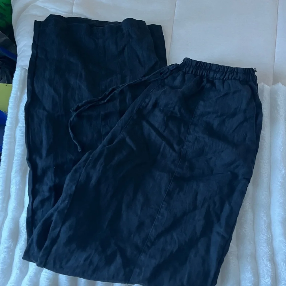 Zara | Pants & Jumpsuits | Zara Black Flowy Pants | Poshmark